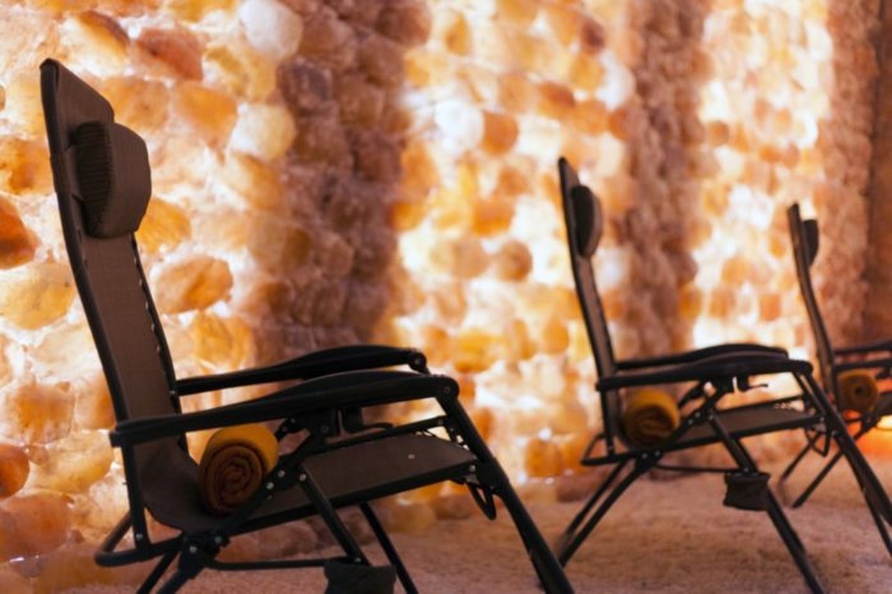 The Incredible Salt Cave In Nevada That Completely Relaxes You Only