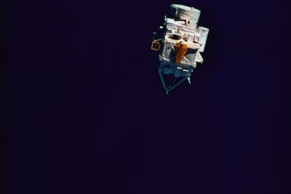 Do Satellites Use Radio Waves? | It Still Works Do Satellites Use Radio Waves? | It Still Works