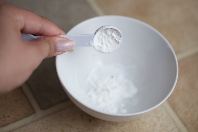 How To Make A White Face Paint Without Glycerin EHow