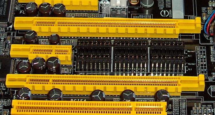 Difference Between PCI Express X1 & X16 Difference Between PCI Express X1 & X16