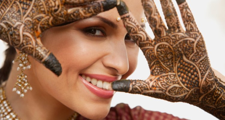 How To Remove Henna Tattoos Quickly Our Everyday Life