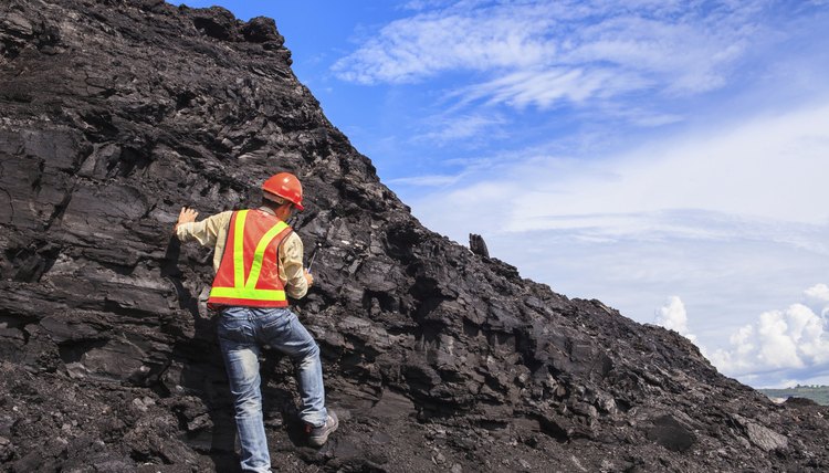 How To Become A Geologist Career Trend