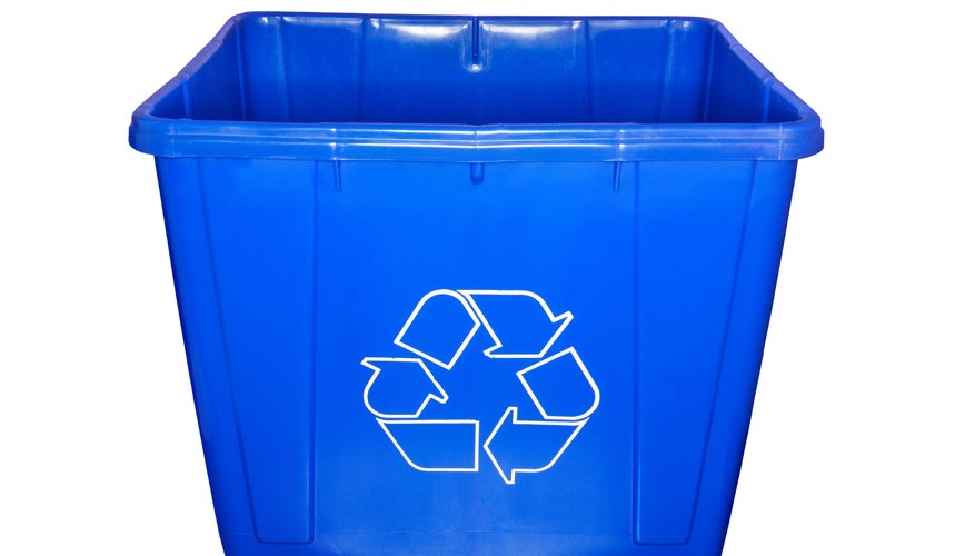 Difference Between a Renewable & Recyclable Resource | Sciencing Difference Between a Renewable & Recyclable Resource | Sciencing
